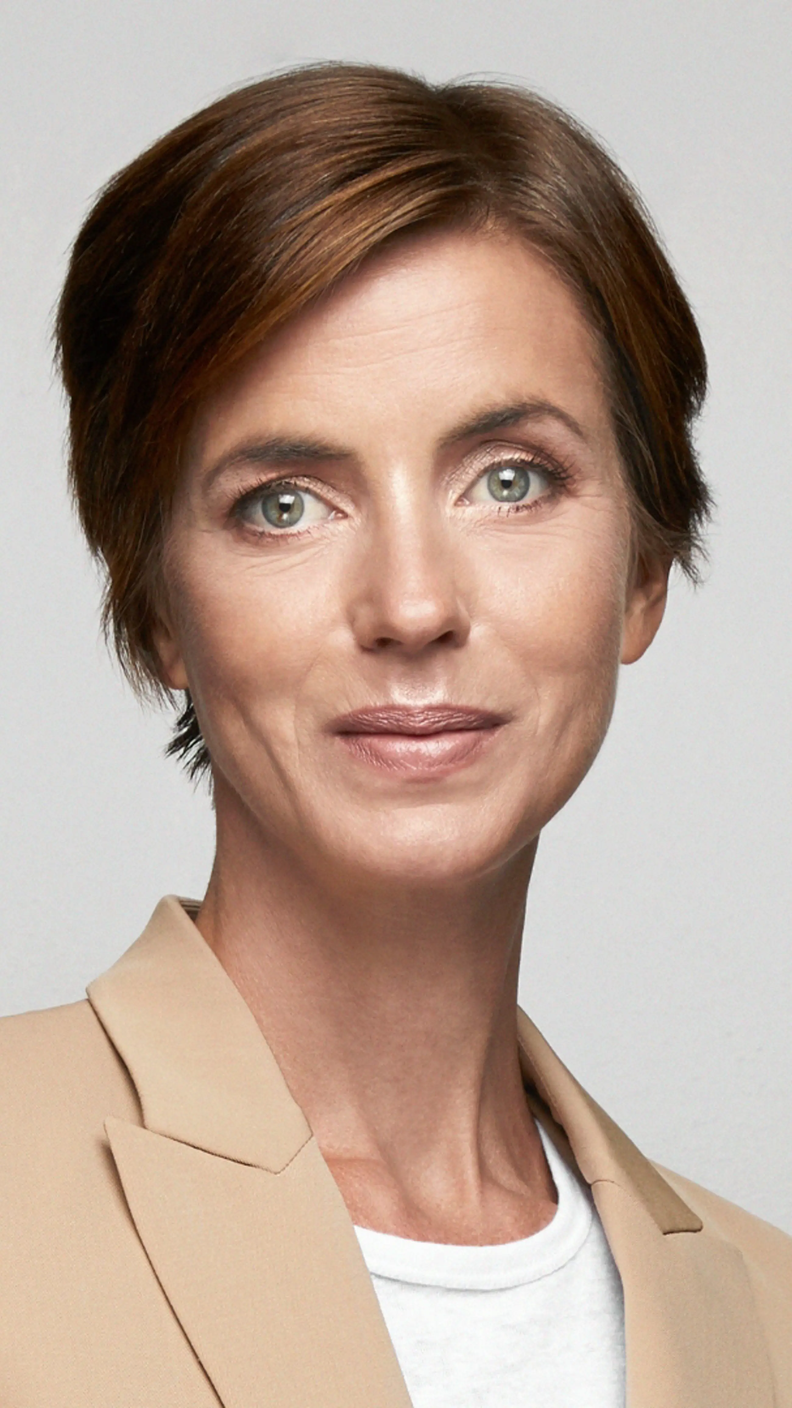 Anna Blom – Modejournalist & Föreläsare om Hållbart Mode och Framtidens ...